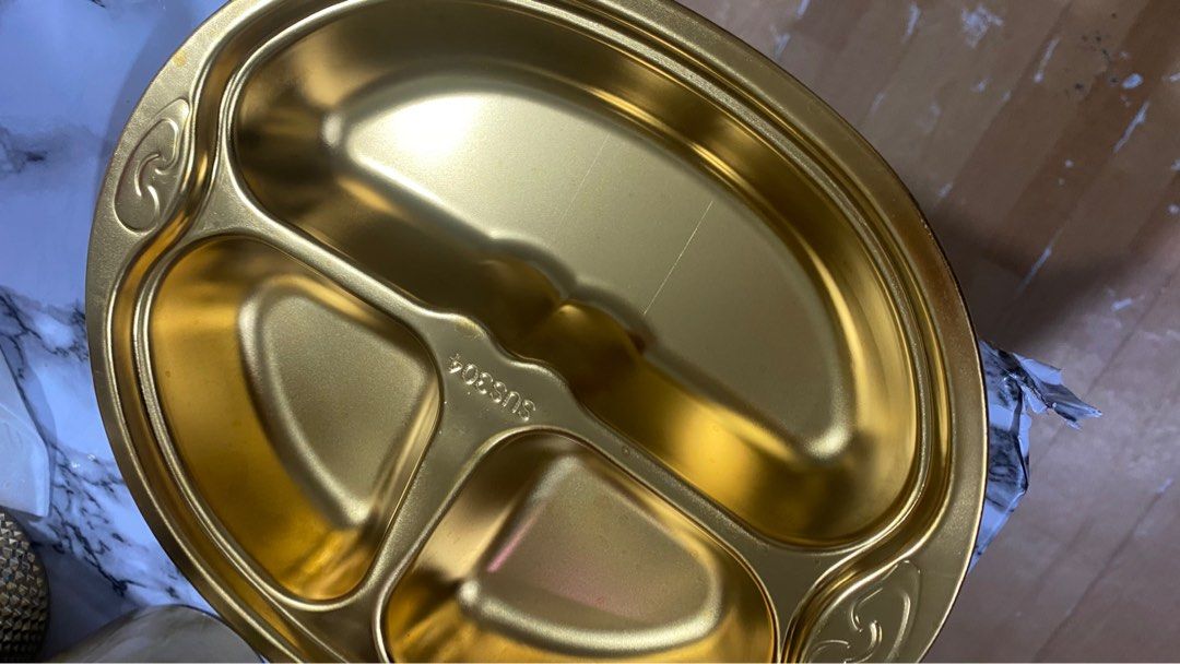 Gold Plate lunchbox BLW with lid on Carousell