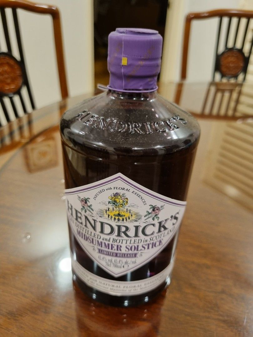 Hendrick's Gin and Jameson Whisky, Food & Drinks, Alcoholic Beverages ...