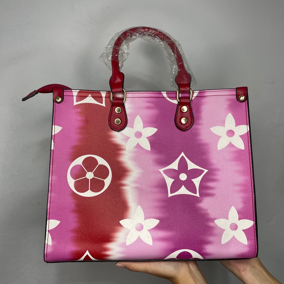 HOW R U Handbag w/ sling on Carousell