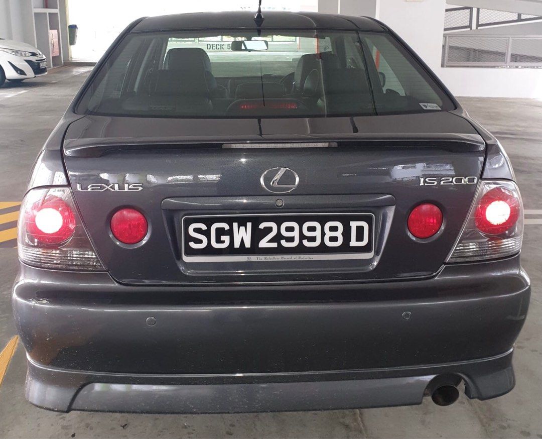 Lexus IS200 IS200 Auto, Cars, Used Cars on Carousell