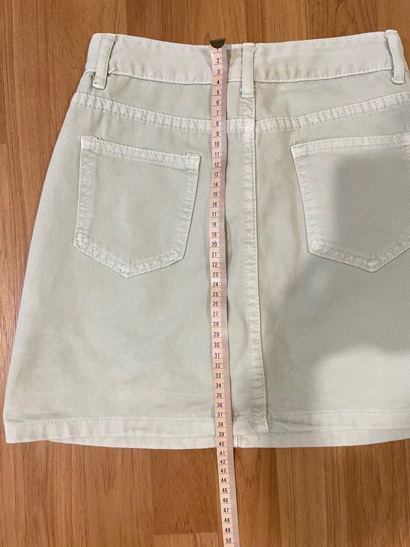Light Mint Green Short Skirt S size, Women's Fashion, Bottoms, Skirts ...