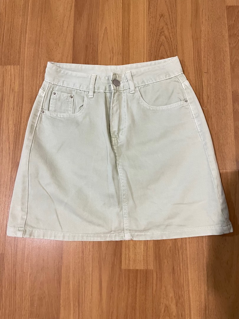Light Mint Green Short Skirt S size, Women's Fashion, Bottoms, Skirts ...