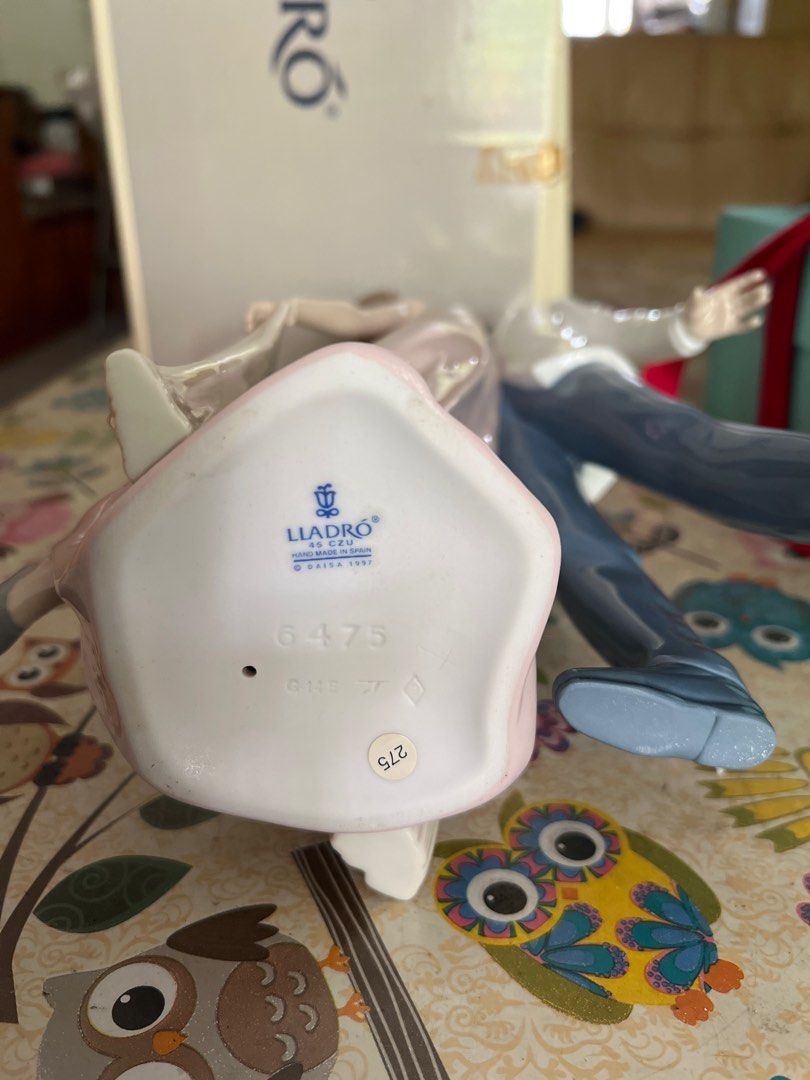 Lladro Happy Anniversary 06475, Furniture & Home Living, Home Decor, Other Home Decor on Carousell