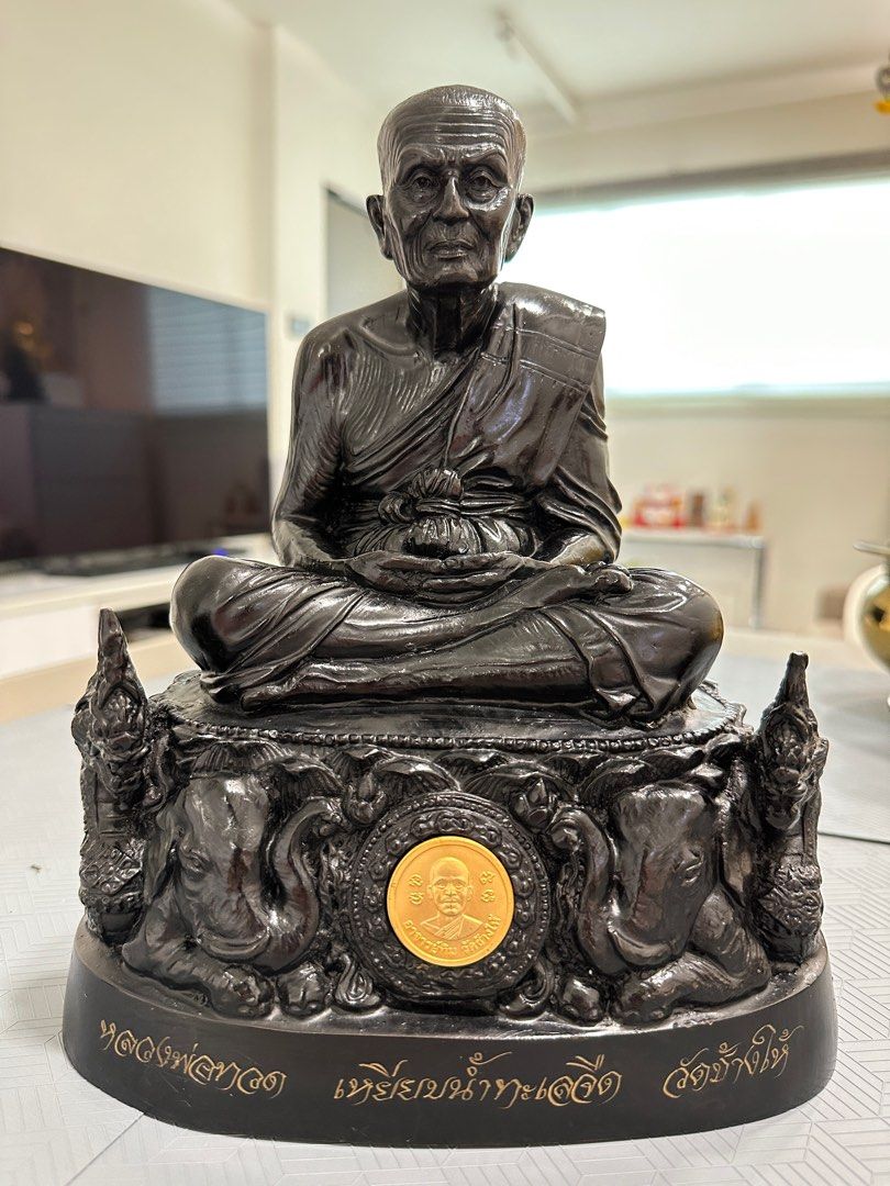 LP Tuad 10 inches Bucha from Wat Chang Hai B.E.2553, Hobbies & Toys ...