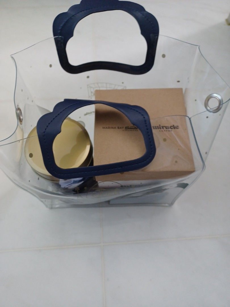 MBS Marina Bay Sands x Miracle Coffee Gift Set, Food & Drinks ...