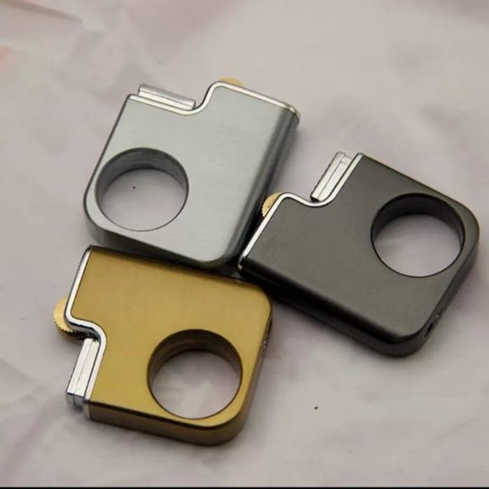 Metal Alloy Knuckle Lighter, Hobbies & Toys, Memorabilia & Collectibles ...