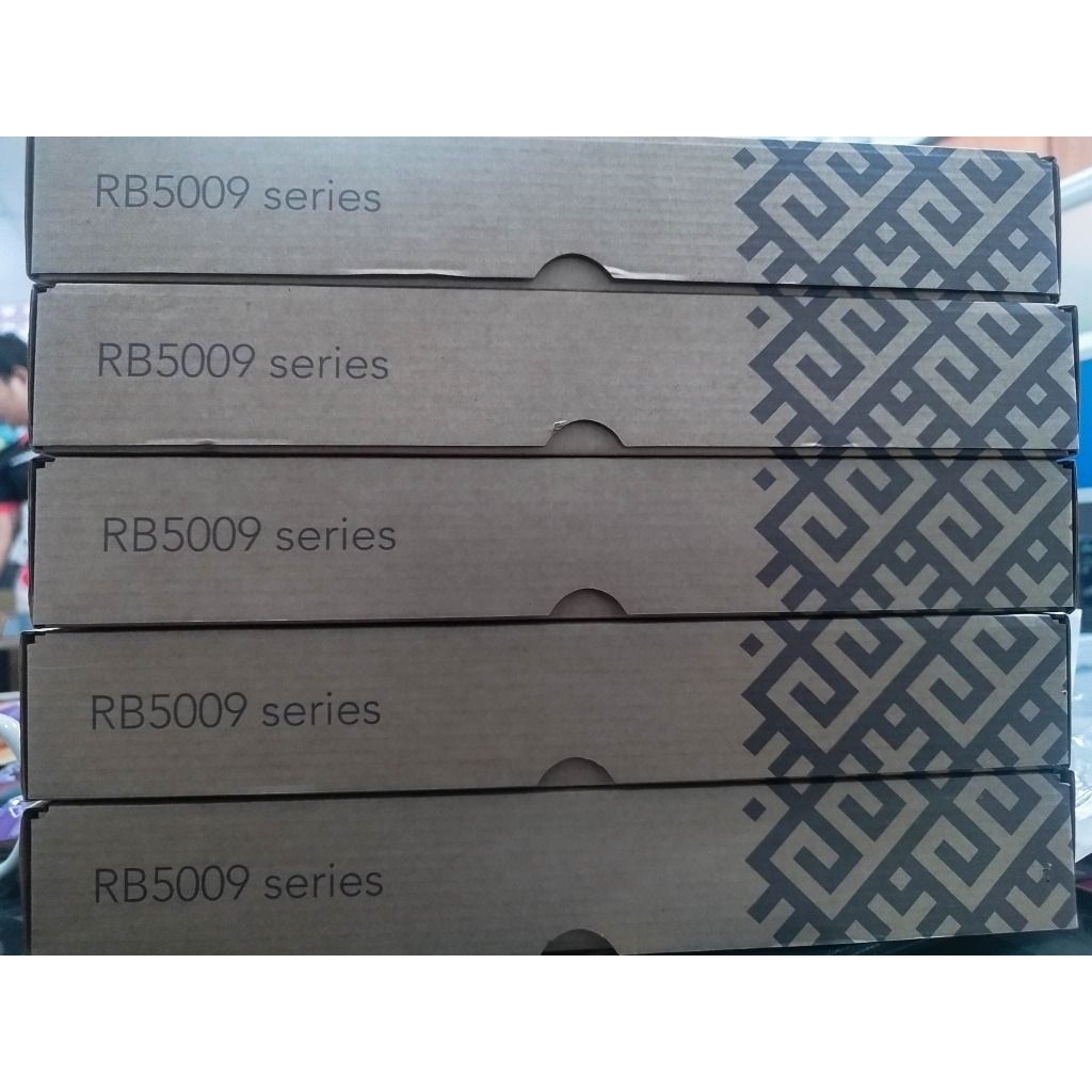 Mikrotik RB5009UG+S+IN Heavy-Duty 1U Home Router With USB, 1G And 2.5G ...