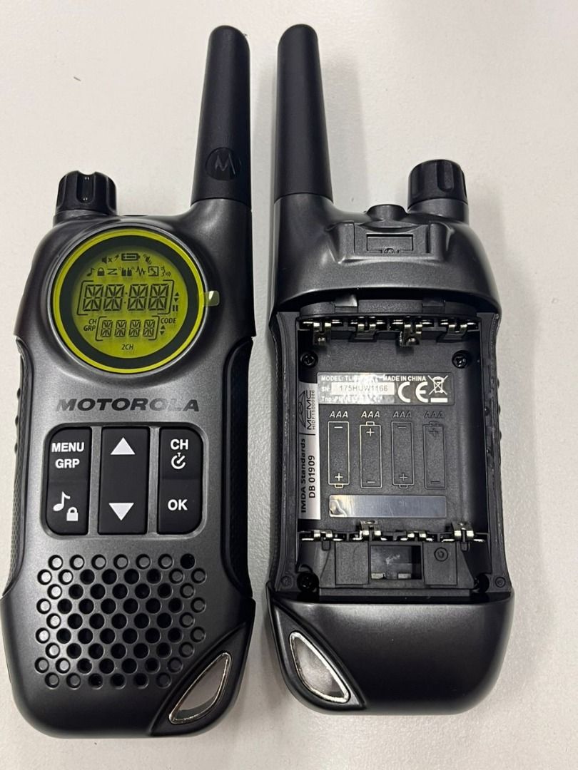 Motorola walkie talkie TLKR T8, Mobile Phones & Gadgets, Walkie-Talkie ...