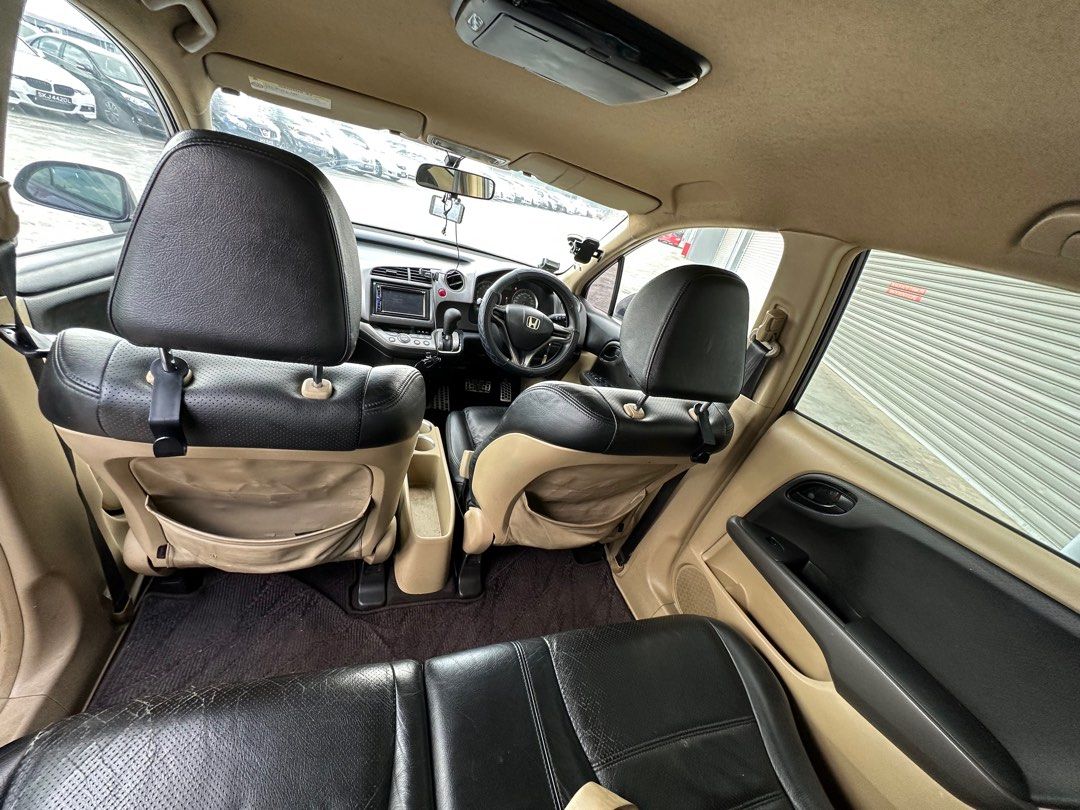 MPV Honda Stream for rent, Cars, Car Rental on Carousell