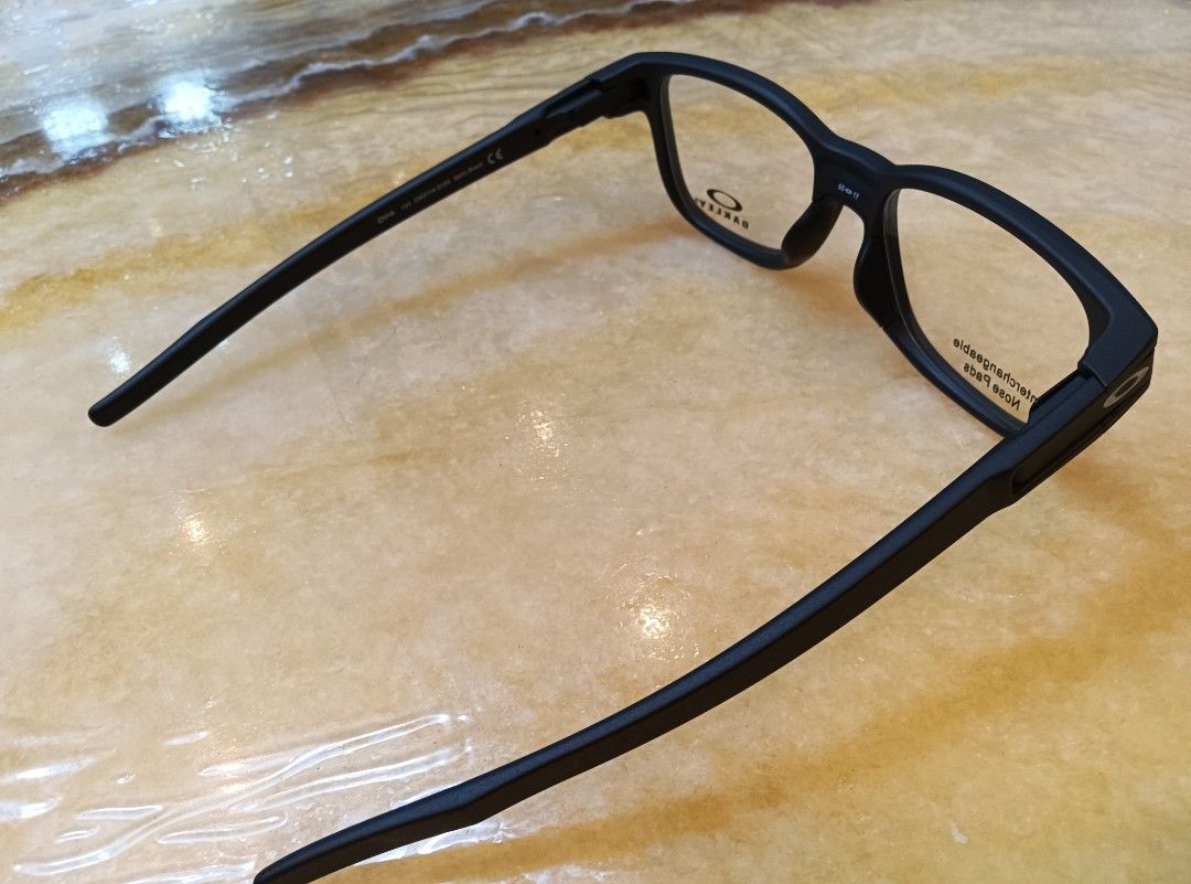 Oakley OX8114 Latch SS prescription eyeglass frame, Men's Fashion ...