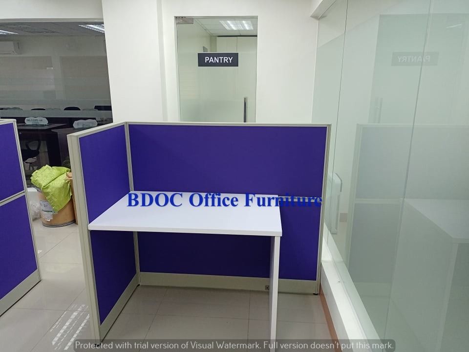 Office Partitions || Work Table || Office Cubicles, Furniture & Home ...