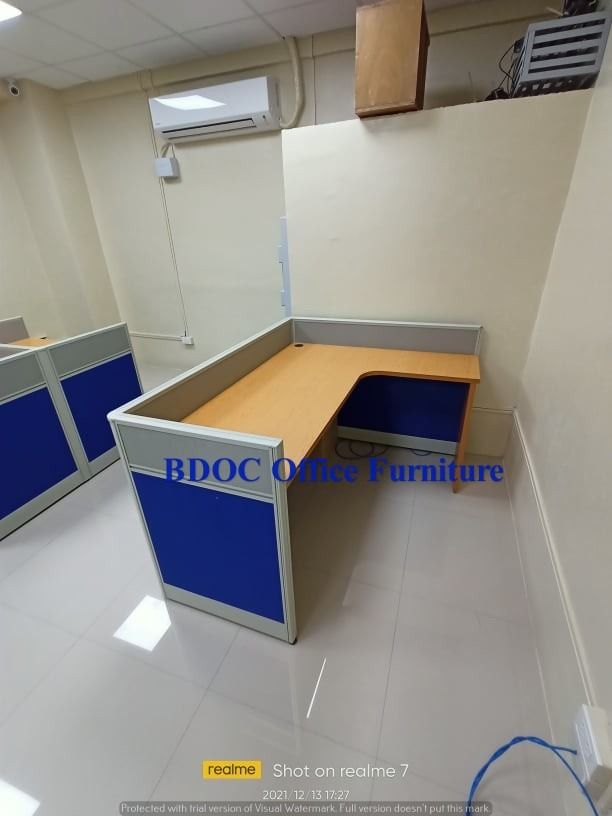 Office Partitions || Work Table || Office Cubicles, Furniture & Home ...