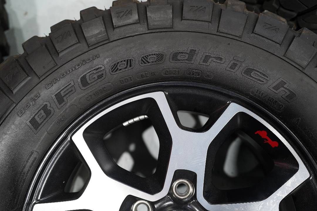 Original JEEP JL Rubicon 2020 Rims + Tires( BF Goodrich 255/75/r17 ...