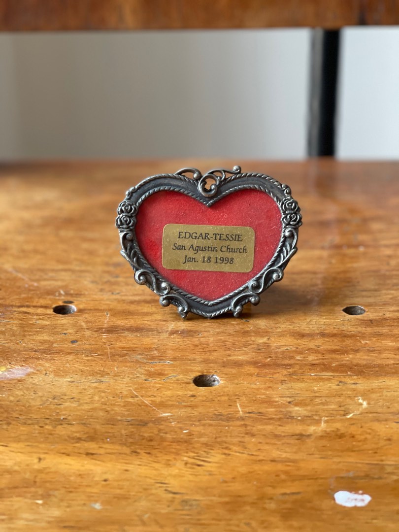 Mini Metal Photo Frame, Furniture & Home Living, Home Decor, Frames ...