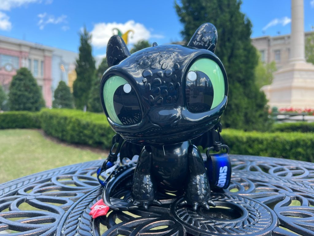 (po) Universal Studios How To Train Your Dragon Toothless Light Up ...