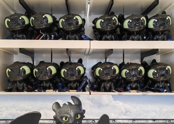 (po) Universal Studios How To Train Your Dragon Toothless Light Up ...