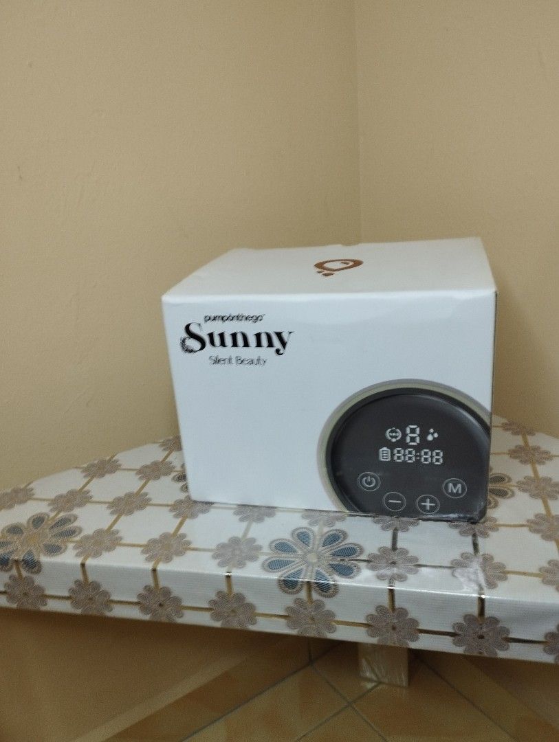 Pump on the go (breastpump), Babies & Kids, Nursing & Feeding ...