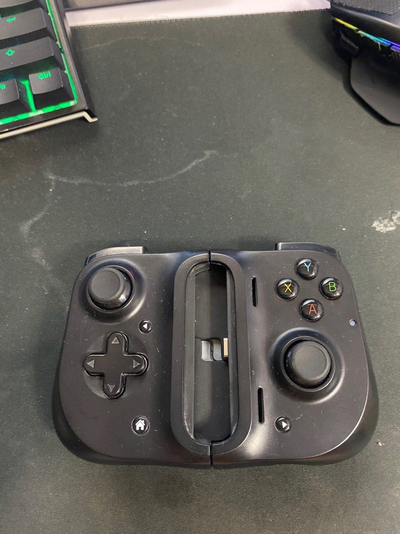 Razer Kishi V1 (USB-C), Video Gaming, Gaming Accessories, Controllers ...
