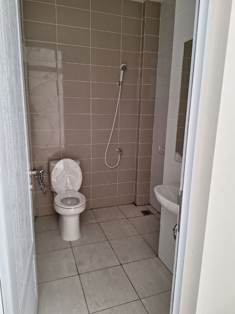 sewa ruko 3 lantai PIK 2 Boston Riverview, Properti, Rental di Carousell