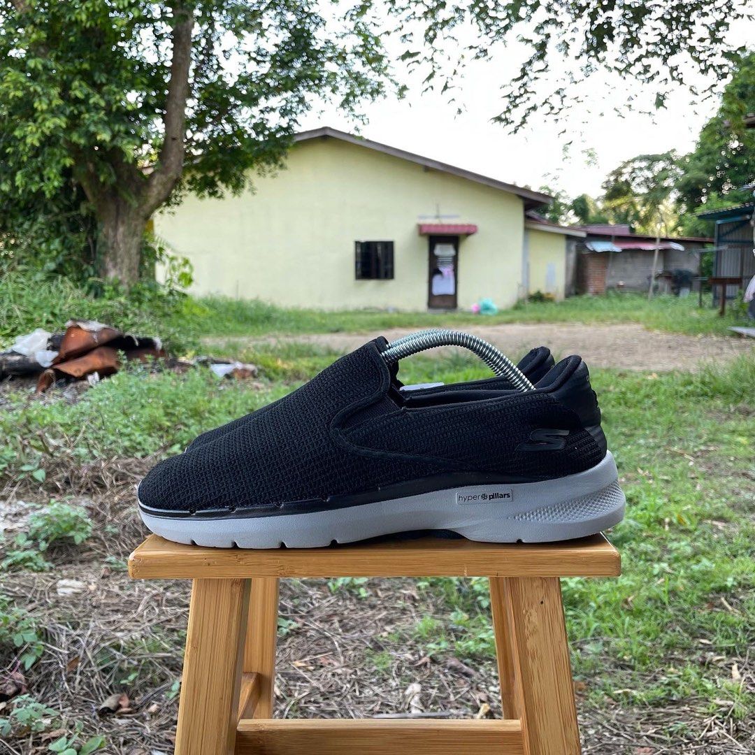 Skechers Slip-0n Hyper Pillars (8UK) - RM1OO, Men's Fashion, Footwear ...