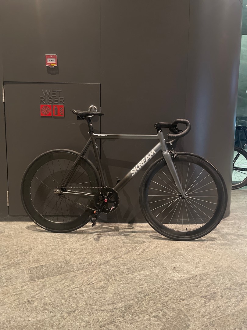 skream magnum 2022 frameset, Sports Equipment, Bicycles & Parts ...