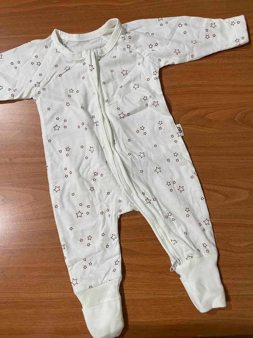 Sleepsuit Bisa Buka Dan Tutup Kaki On Carousell