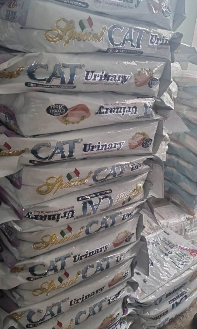 SPECIAL CAT URINARY 7KG, SPECIAL CAT CHICKEN AND TURKEY on Carousell