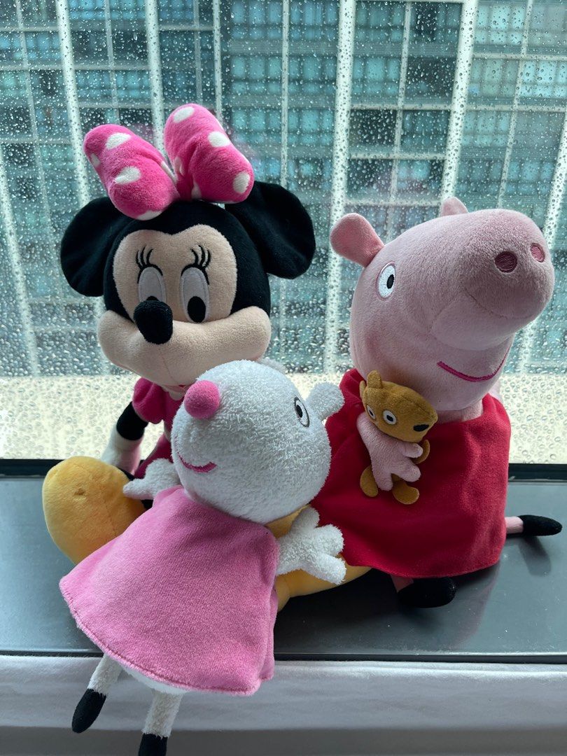 Take all: Mini mouse, Peppa pig, Susie Sheep stuffed toys, Hobbies ...