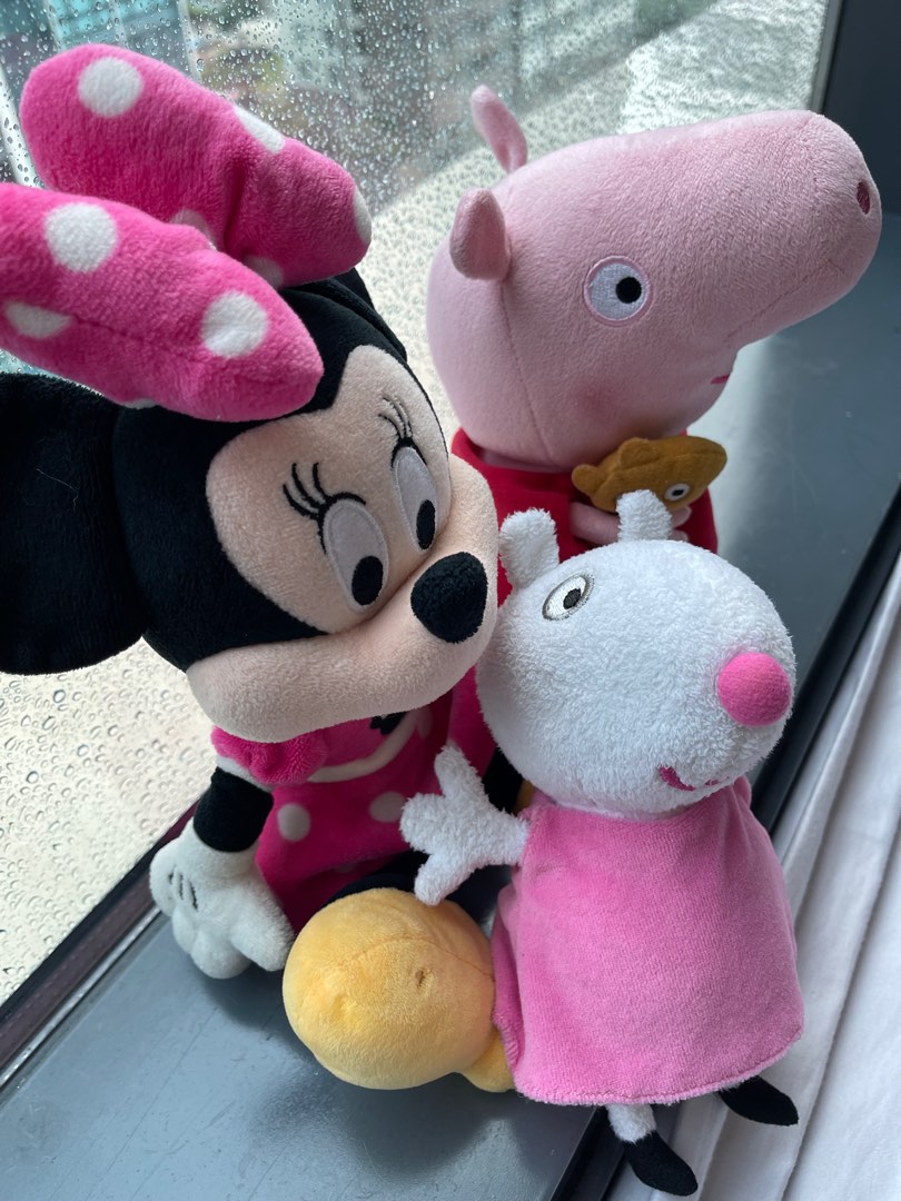 Take all: Mini mouse, Peppa pig, Susie Sheep stuffed toys, Hobbies ...