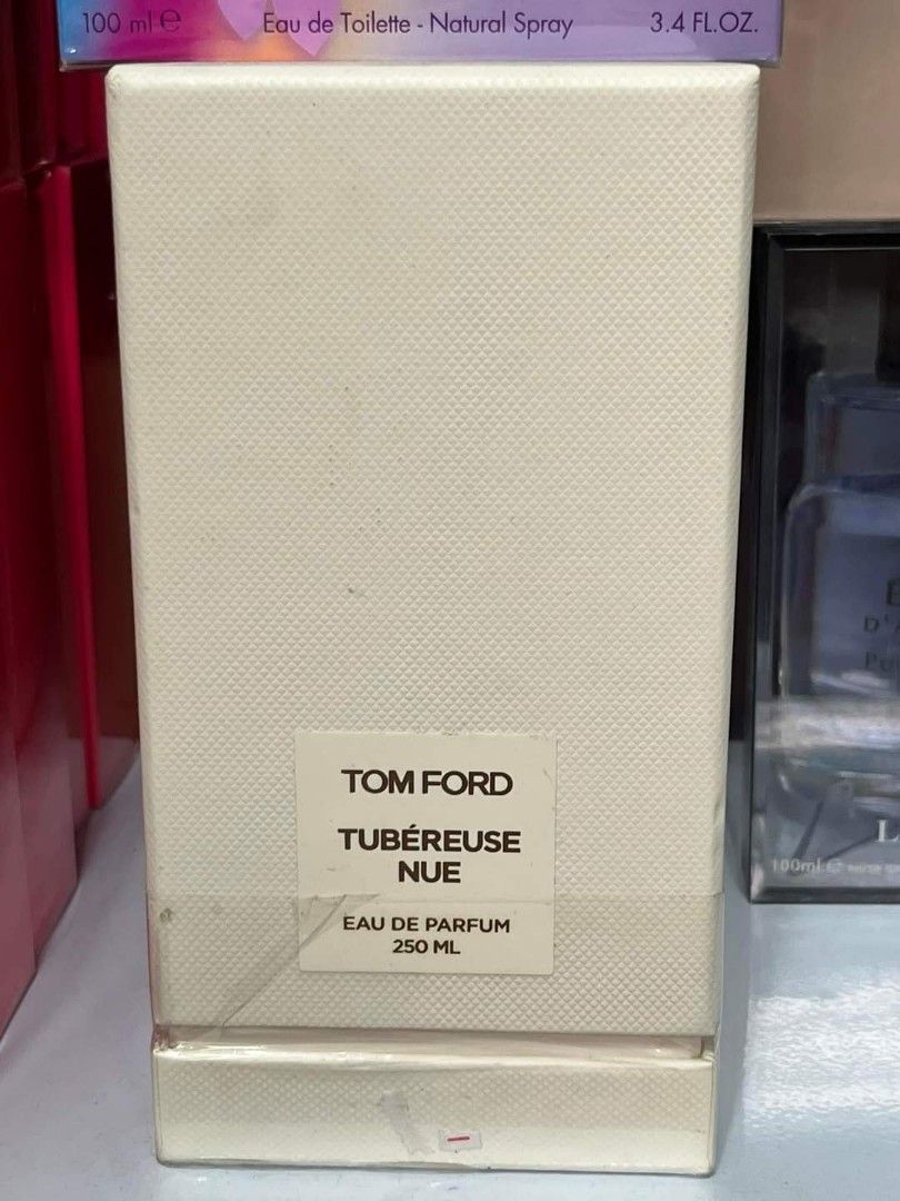 Tom Ford Perfume 250ml on Carousell