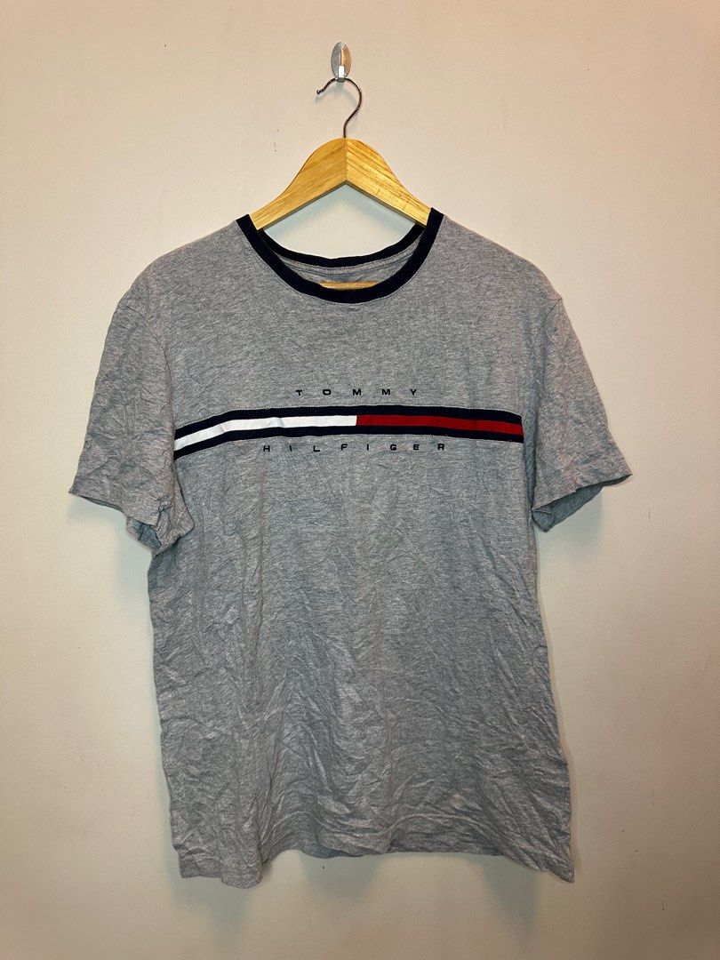 TOMMY HILFIGER SCRIPT TEE on Carousell