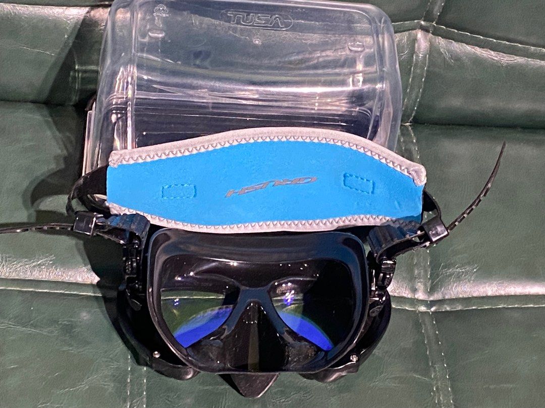 -桃園店- TUSA Paragon 抗UV 潛水 雙面鏡 9成新 M2001 S, 體育器材, 其他運動配件在旋轉拍賣