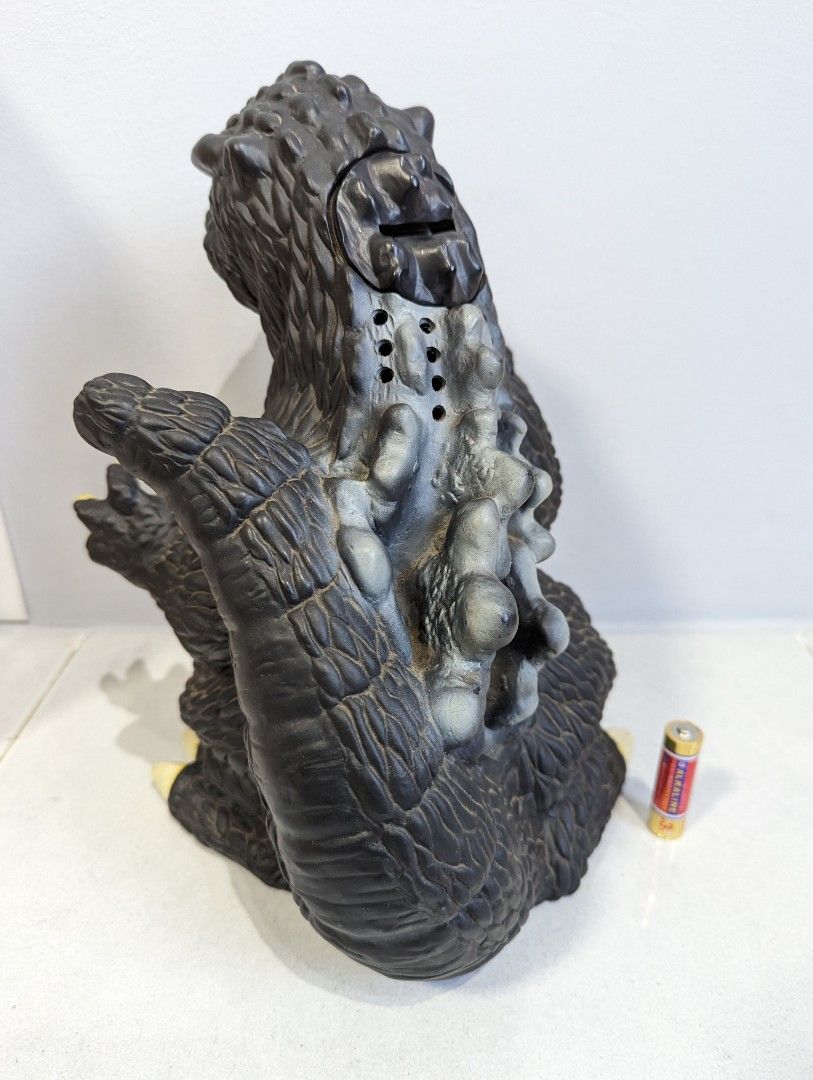 Uni-Five LARGE Godzilla Coin Operated Bank Vinyl Sofubi Figure, Hobbies & Toys, Toys & Games on ...