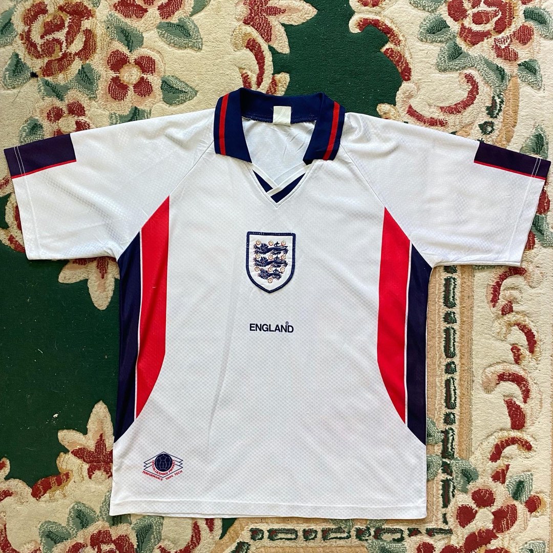 Vintage Bootleg 2000 England Home Jersey, Men's Fashion, Activewear on ...