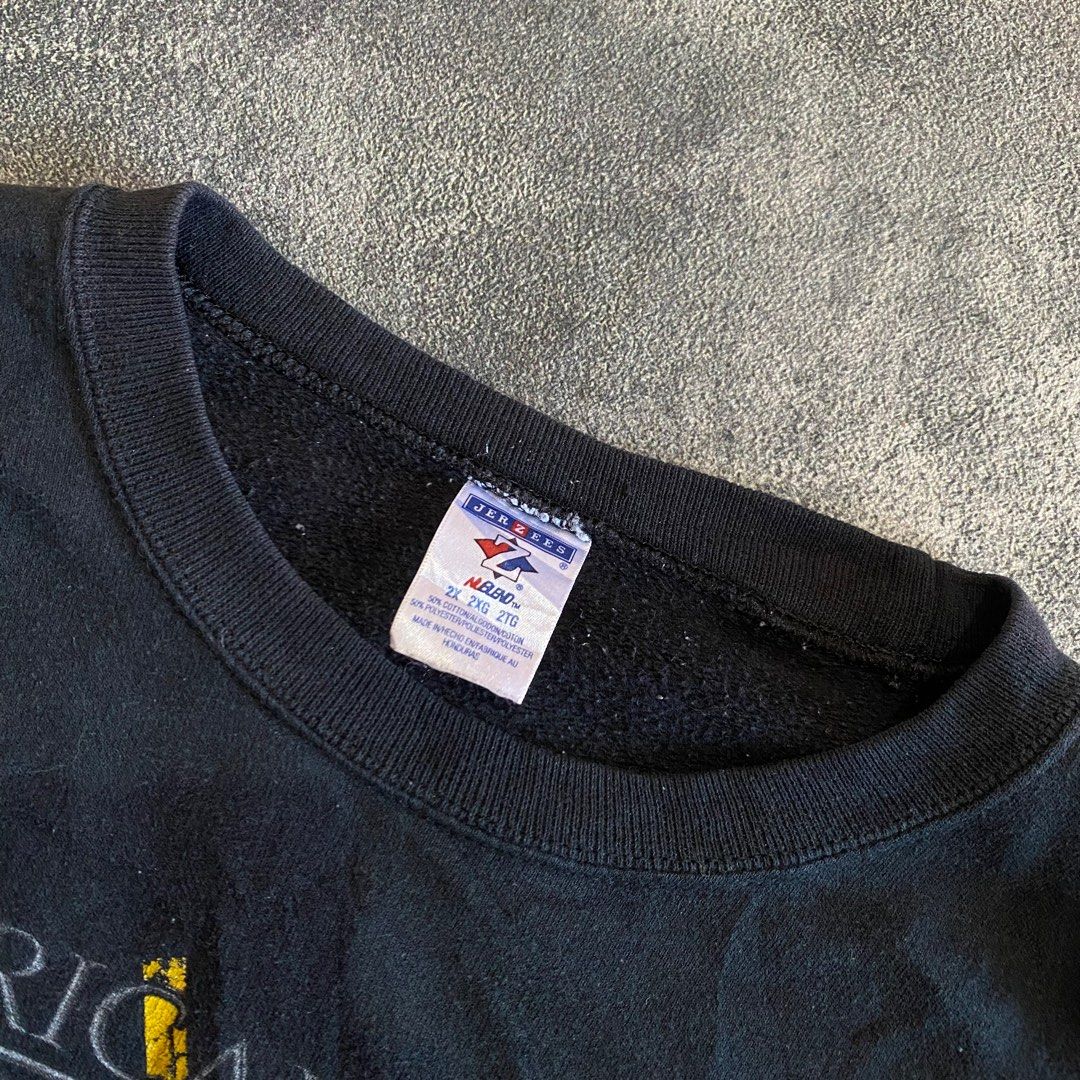 Vintage muscle cars Jerzees tag, Fesyen Pria, Pakaian , Atasan di Carousell