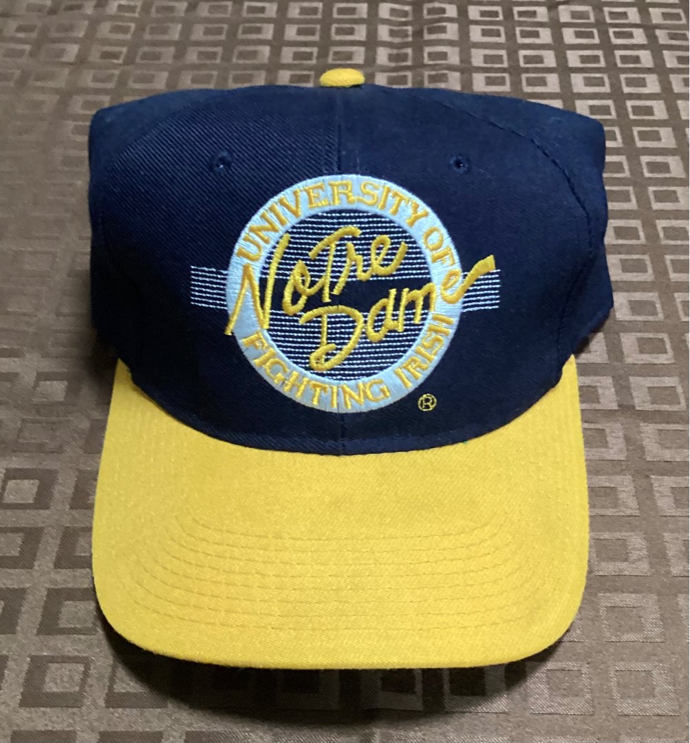 Vintage notre dame circle script hat, Men's Fashion, Watches ...