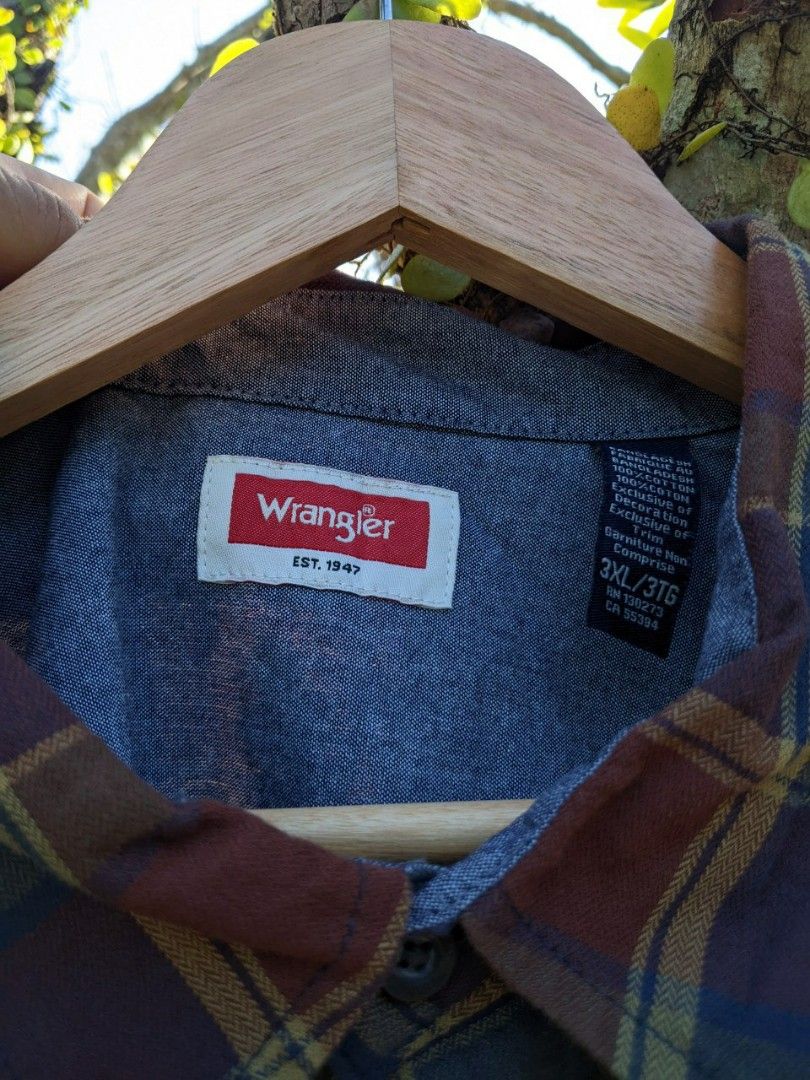 WRANGLER CHECKERED P31, Men's Fashion, Tops & Sets, Formal Shirts on ...