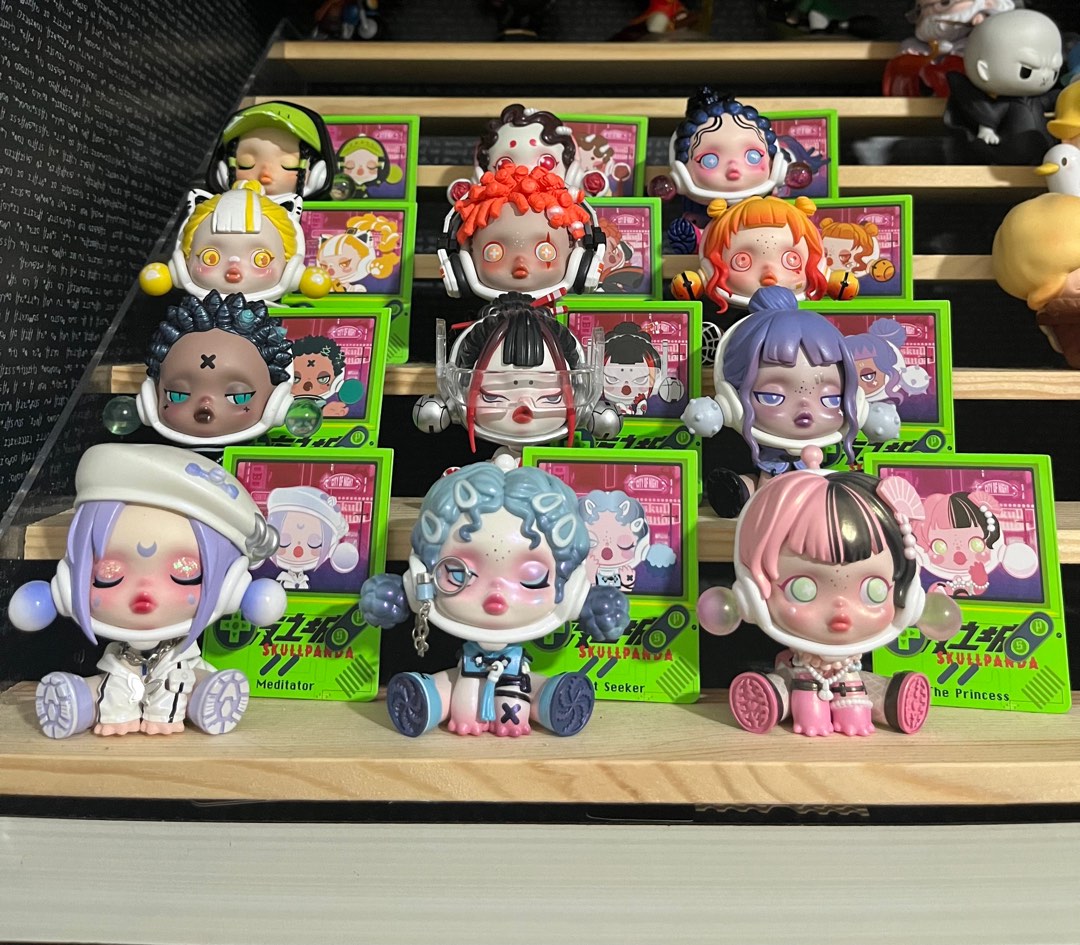 WTS/LFB popmart skullpanda city of night FULL set, Hobbies & Toys, Toys ...