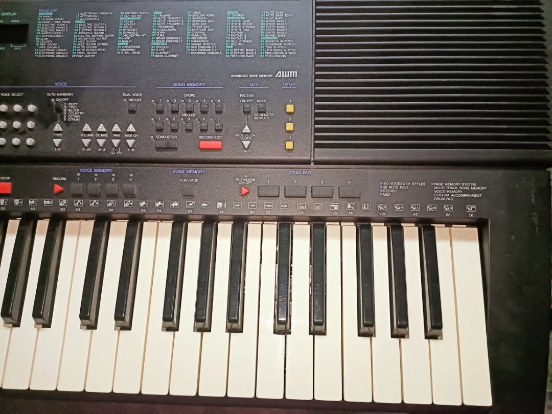 Yamaha psr-400 portable keyboard, Hobbies & Toys, Music & Media ...