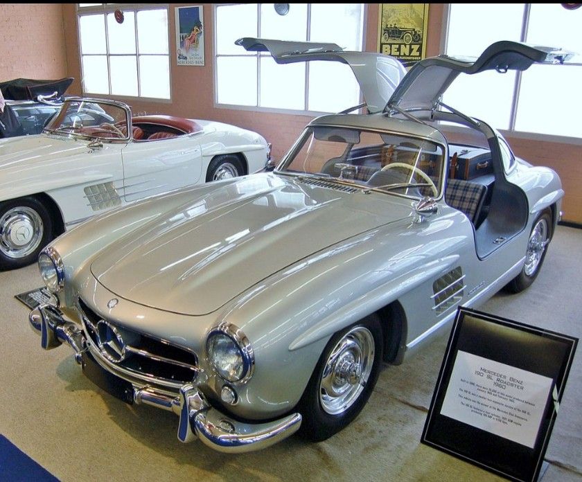 1:64 Mercedes Benz 300SL Gullwing Coupe, 興趣及遊戲, 玩具 & 遊戲類 - Carousell
