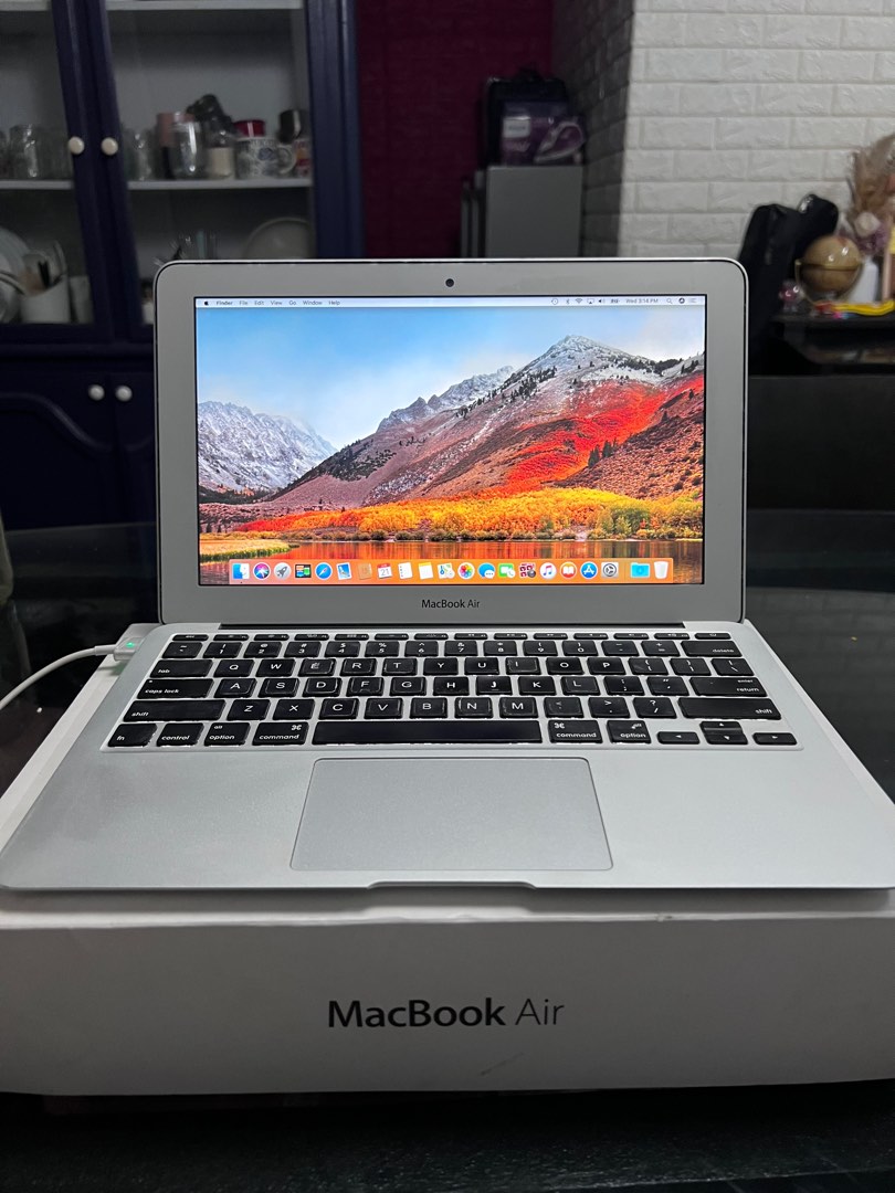 2012 Apple Macbook Air 64GB, Computers & Tech, Laptops & Notebooks on ...