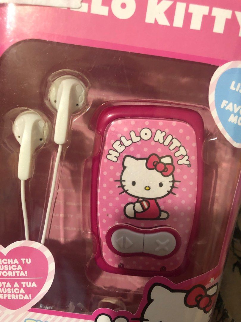 未拆封 早期 二手 KT hello kitty 廣播 fm 隨身 收音機, 書籍、休閒與玩具, 收藏、紀念品, 其他古董在旋轉拍賣