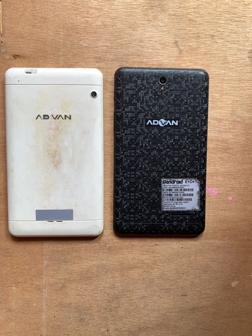 Advan tab T2F & E1c+ kondisi apa adanya, bisa kirim2 via rekber ...