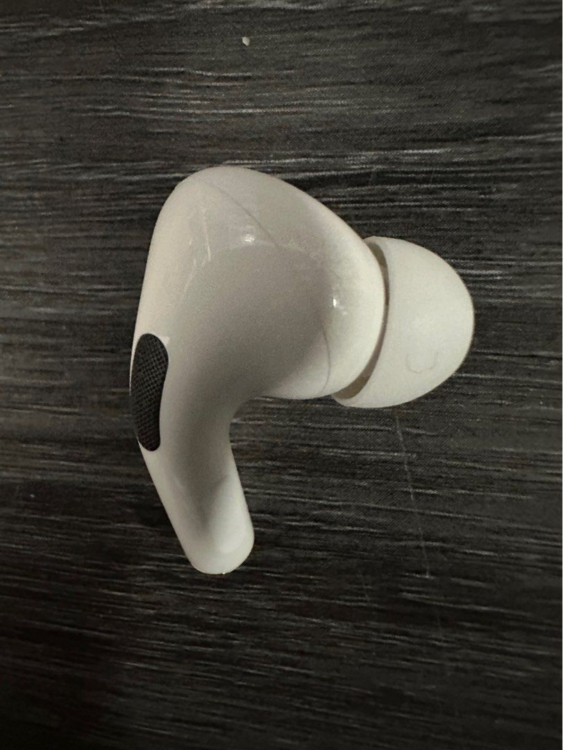 Apple AirPod Pro Gen 1 Right Side Only (For replacement), Audio ...