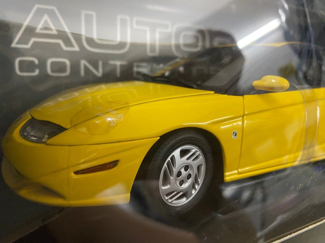 Autoart Contemporary Saturn SC2 3-Door Coupé - Yellow (1:18 scale ...