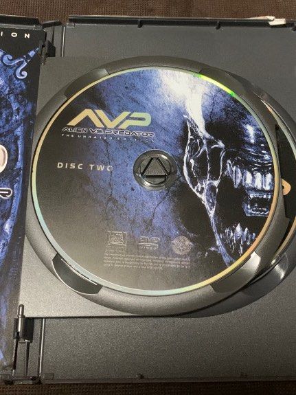 AVP Alien VS Predator DVD, Hobbies & Toys, Music & Media, CDs & DVDs on ...