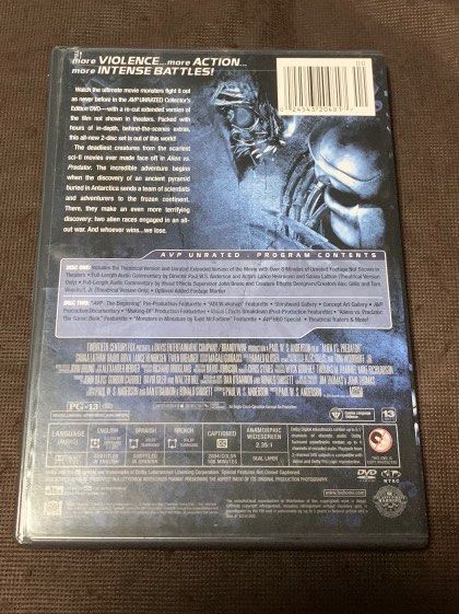 AVP Alien VS Predator DVD, Hobbies & Toys, Music & Media, CDs & DVDs on ...
