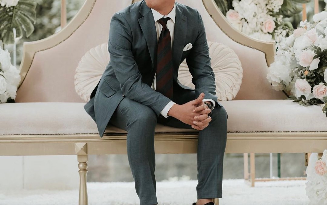 Benjamin Barker Blue Full Suit with Tie, Men's Fashion, Coats, Jackets ...