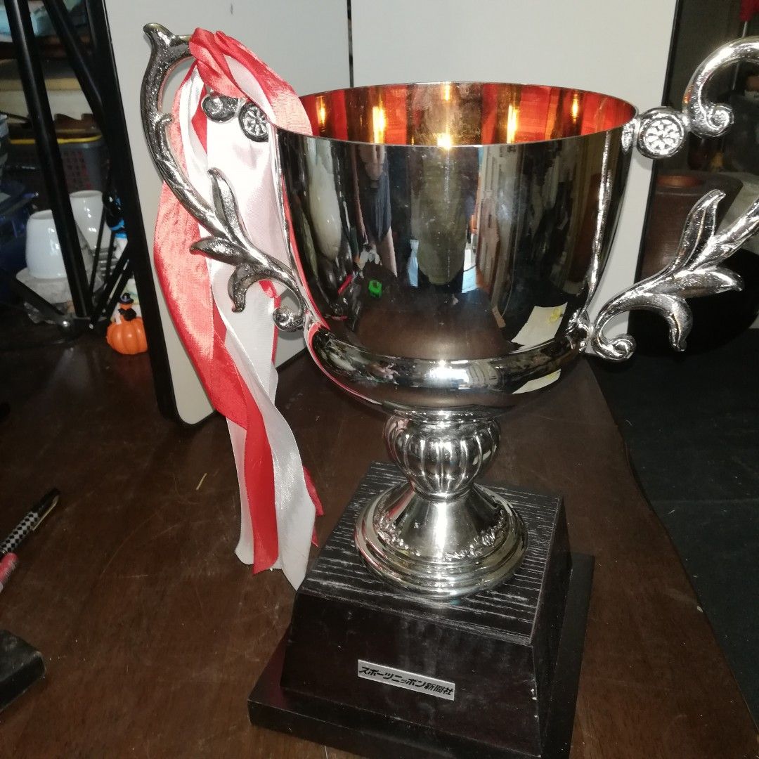 big trophy, Hobbies & Toys, Stationary & Craft, Occasions & Party ...