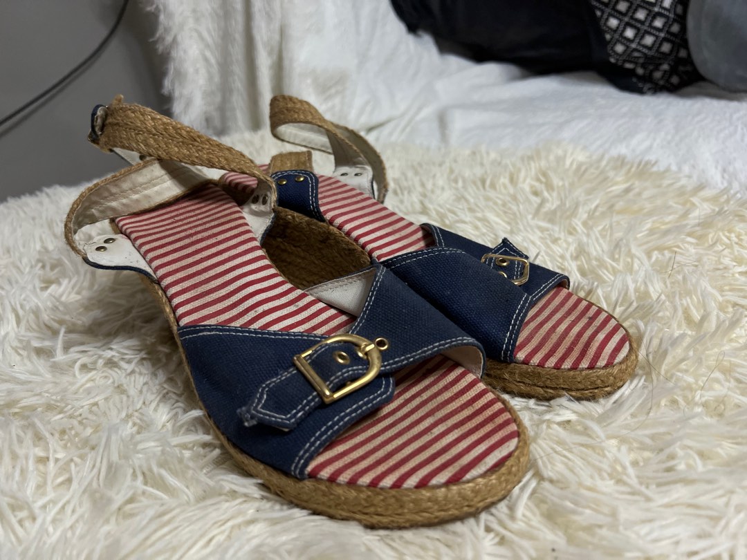 Blude wedge on Carousell